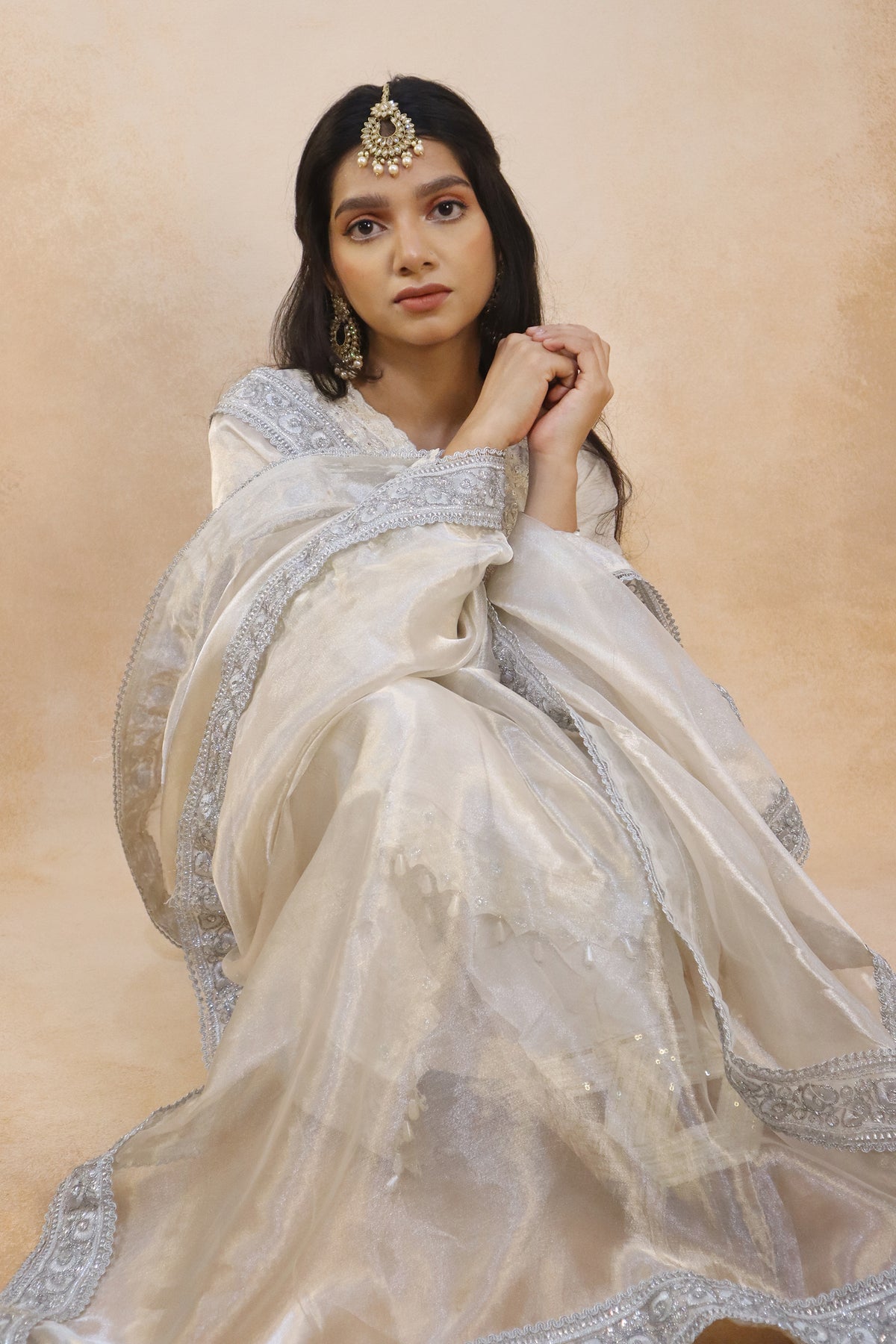 Handloom Silver Tissue Dupatta– Kosataga